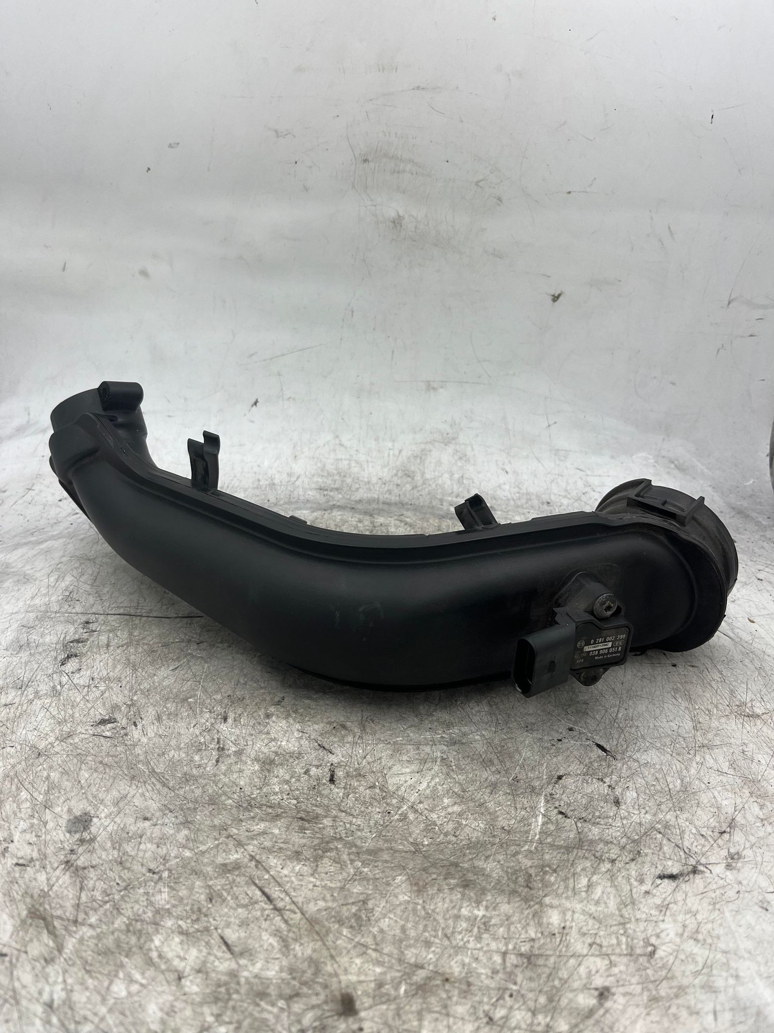 VW AUDI INTERCOOLER PIPE 03C145673N – LRI Autoparts