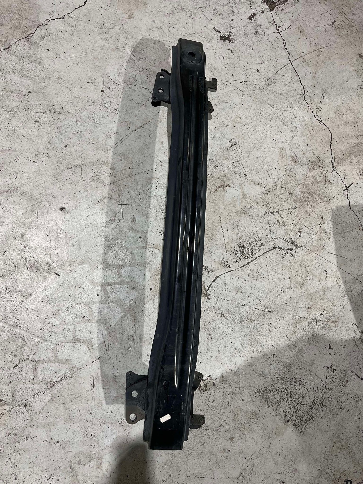 VW CADDY REAR CRASH BAR 2005-2011 – LRI Autoparts