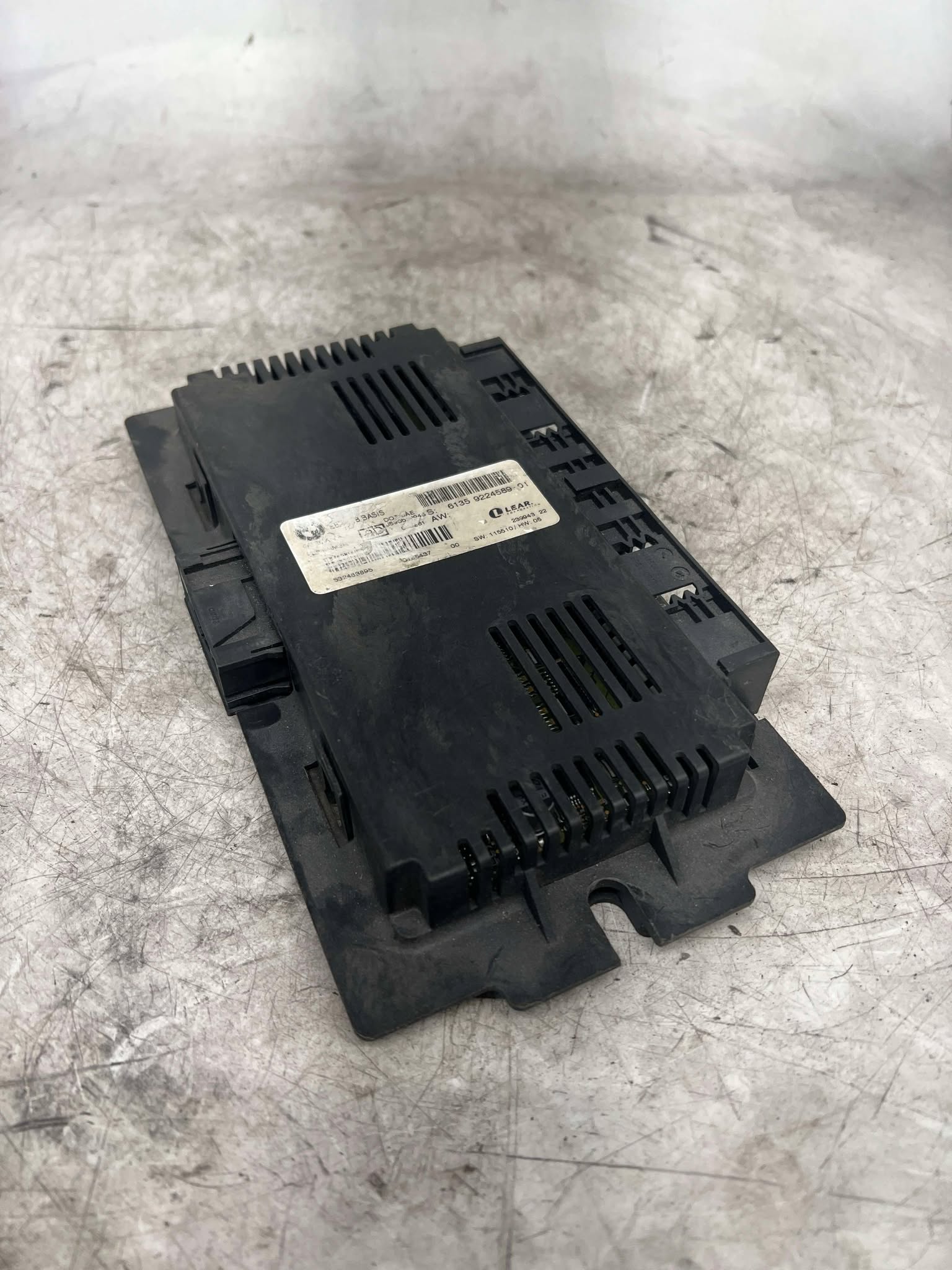 BMW 1 3 SERIES E82 E88 E90 E92 E93 PL2 FRM 3 BASIS FOOTWELL CONTROL MO ...