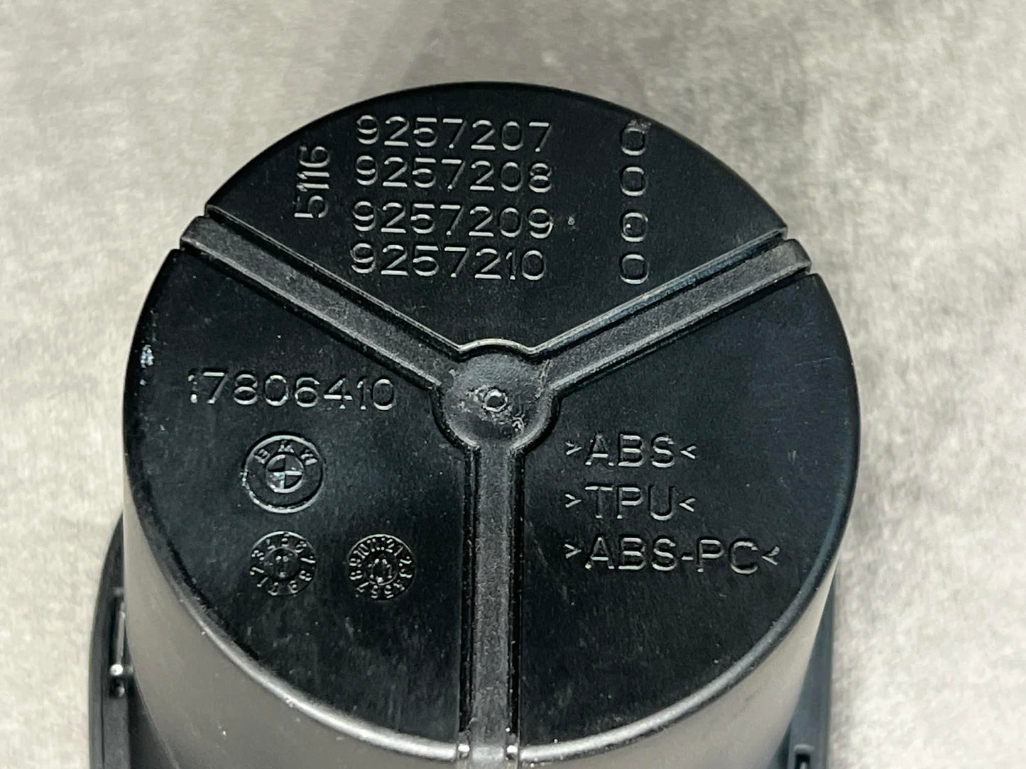 BMW 1 2 SERIES F20 F21 F22 F23 PASSENGER SIDE CUP STORAGE INSERT 92572 ...