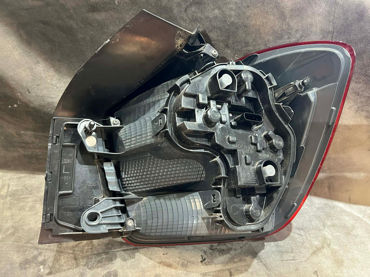 BMW 1 SERIES F20 2011-2015 REAR LEFT TAIL LIGHT 7297019 – LRI Autoparts