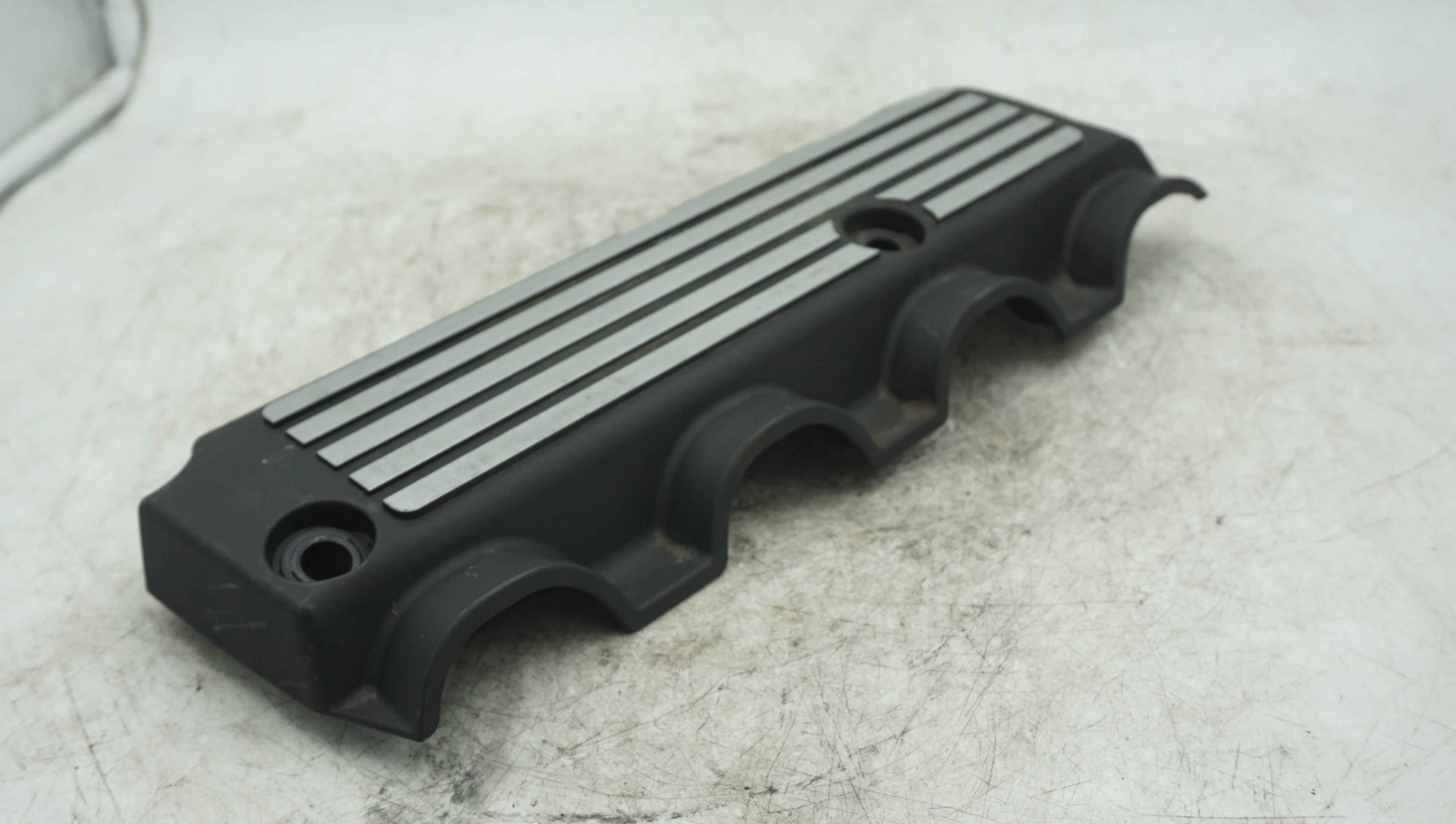 BMW 1 3 SERIES N47 MANIFOLD COVER 7571703 – LRI Autoparts