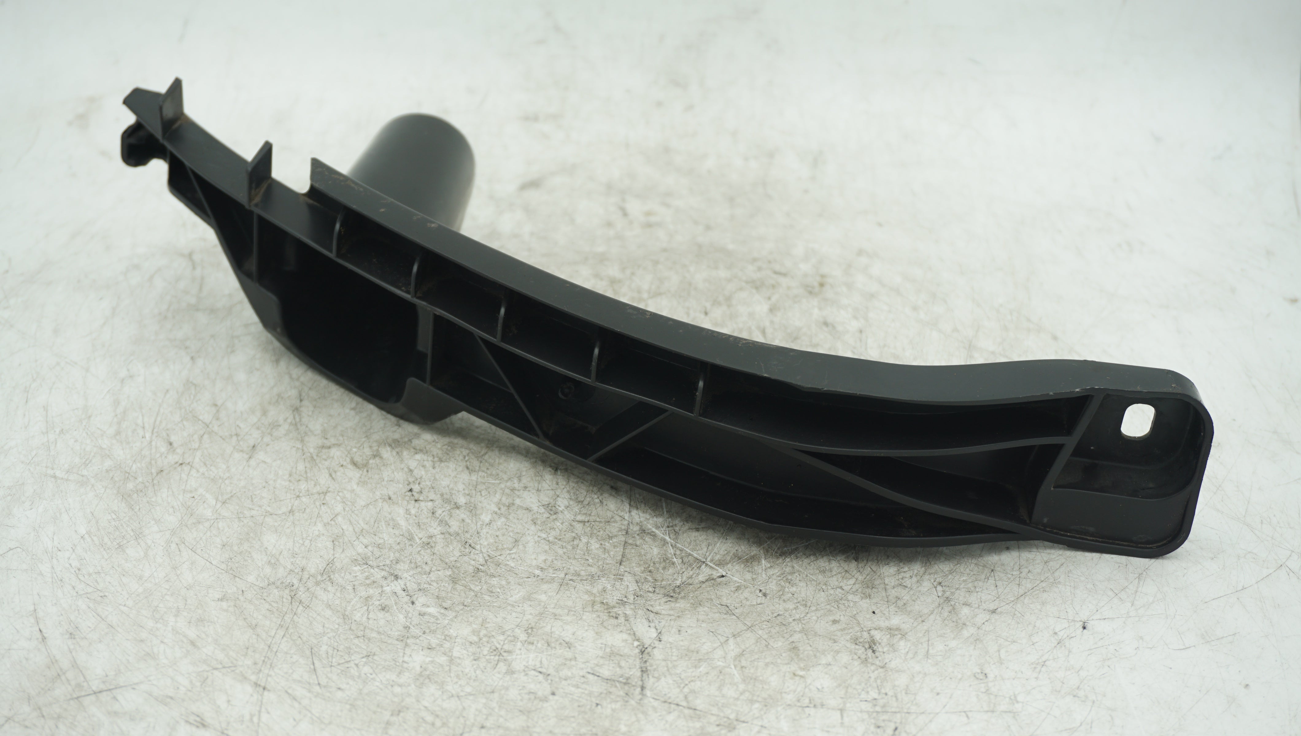 VW GOLF RIGHT FRONT BUMPER BRACKET 1K0807890 – LRI Autoparts