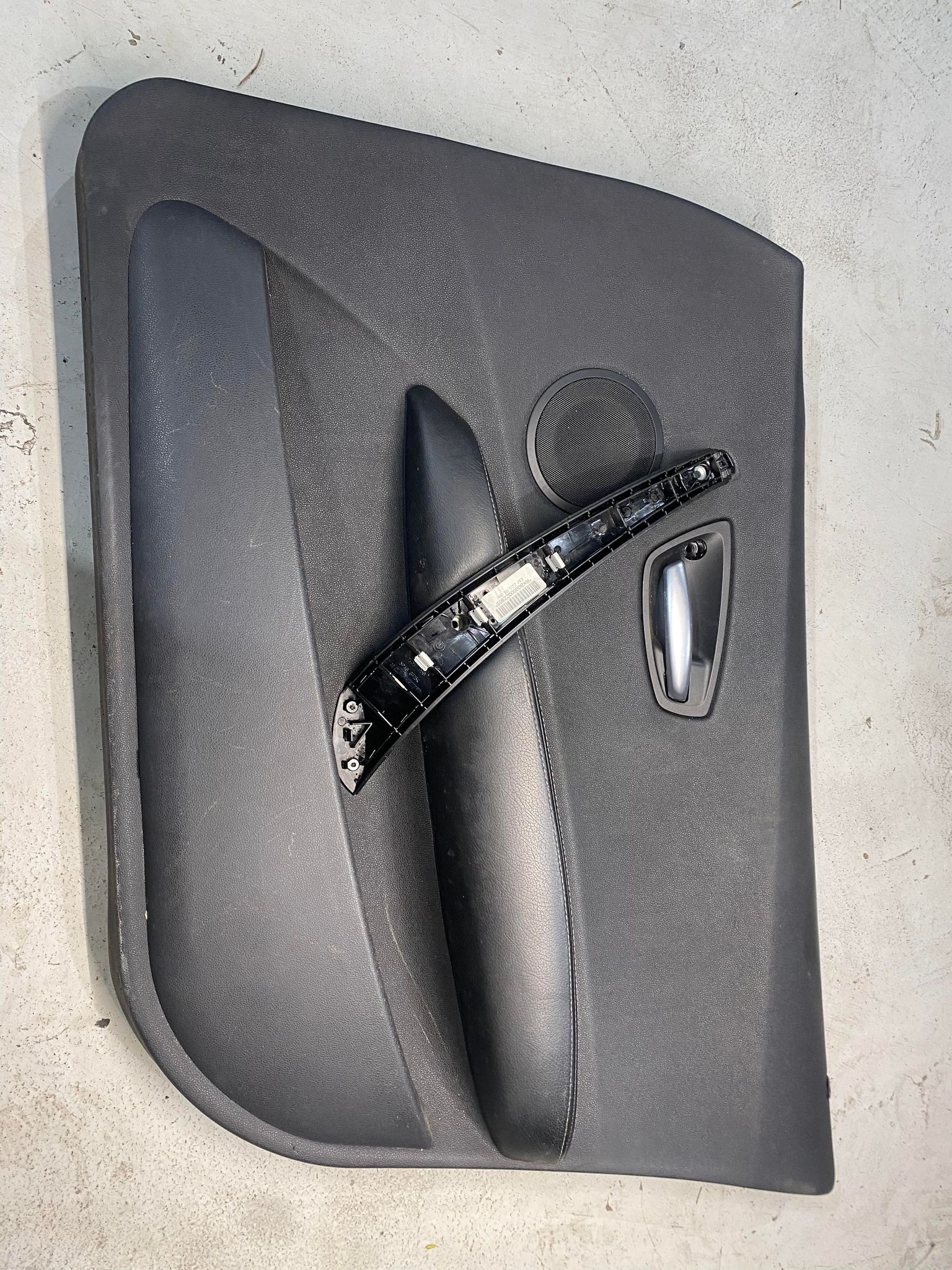 BMW 1 SERIES E87 PRE LCI FRONT RIGHT DRIVERS DOOR CARD – LRI Autoparts