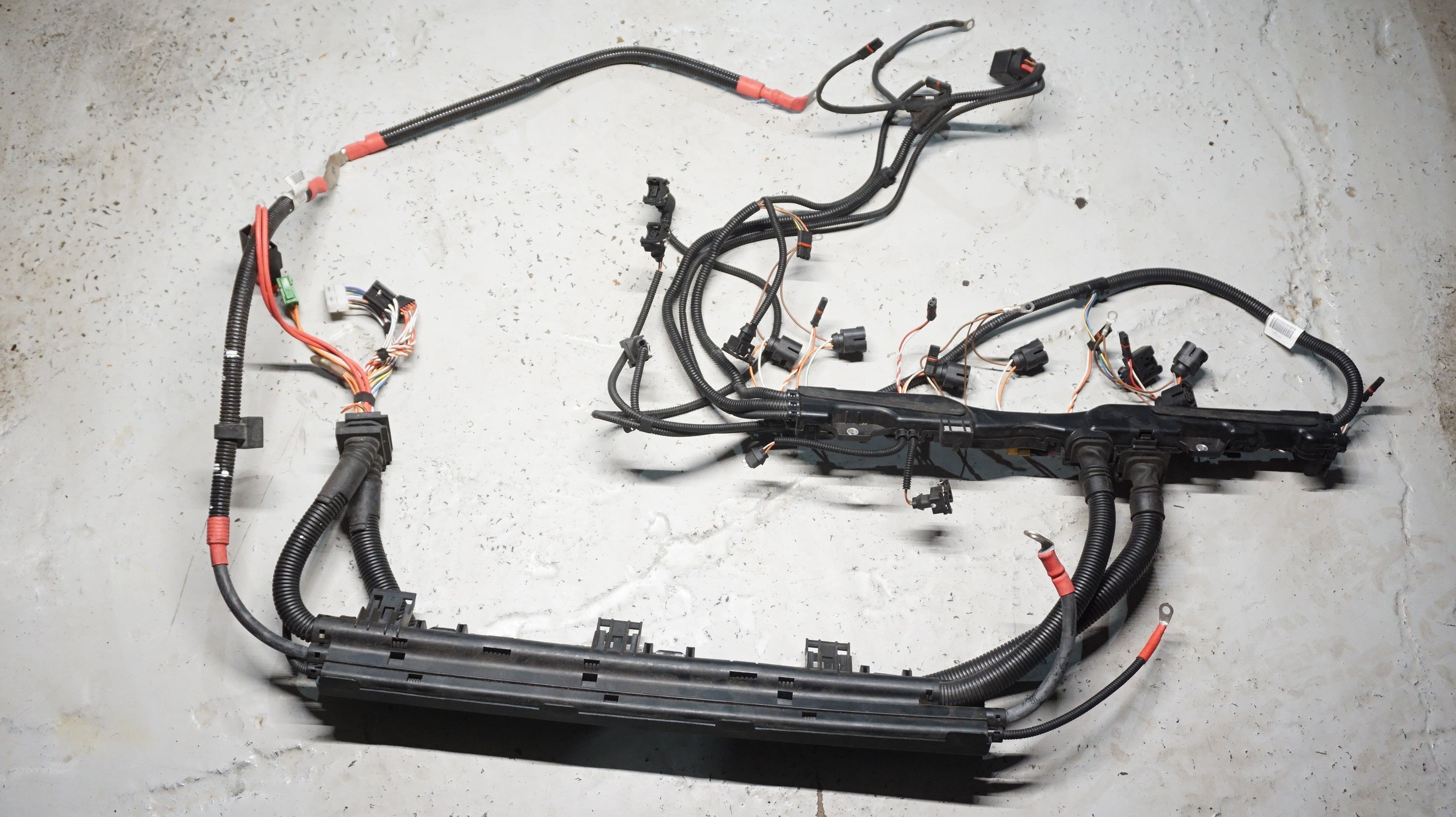 BMW 1 3 SERIES N54 ENIGINE WIRING HARNESS – LRI Autoparts