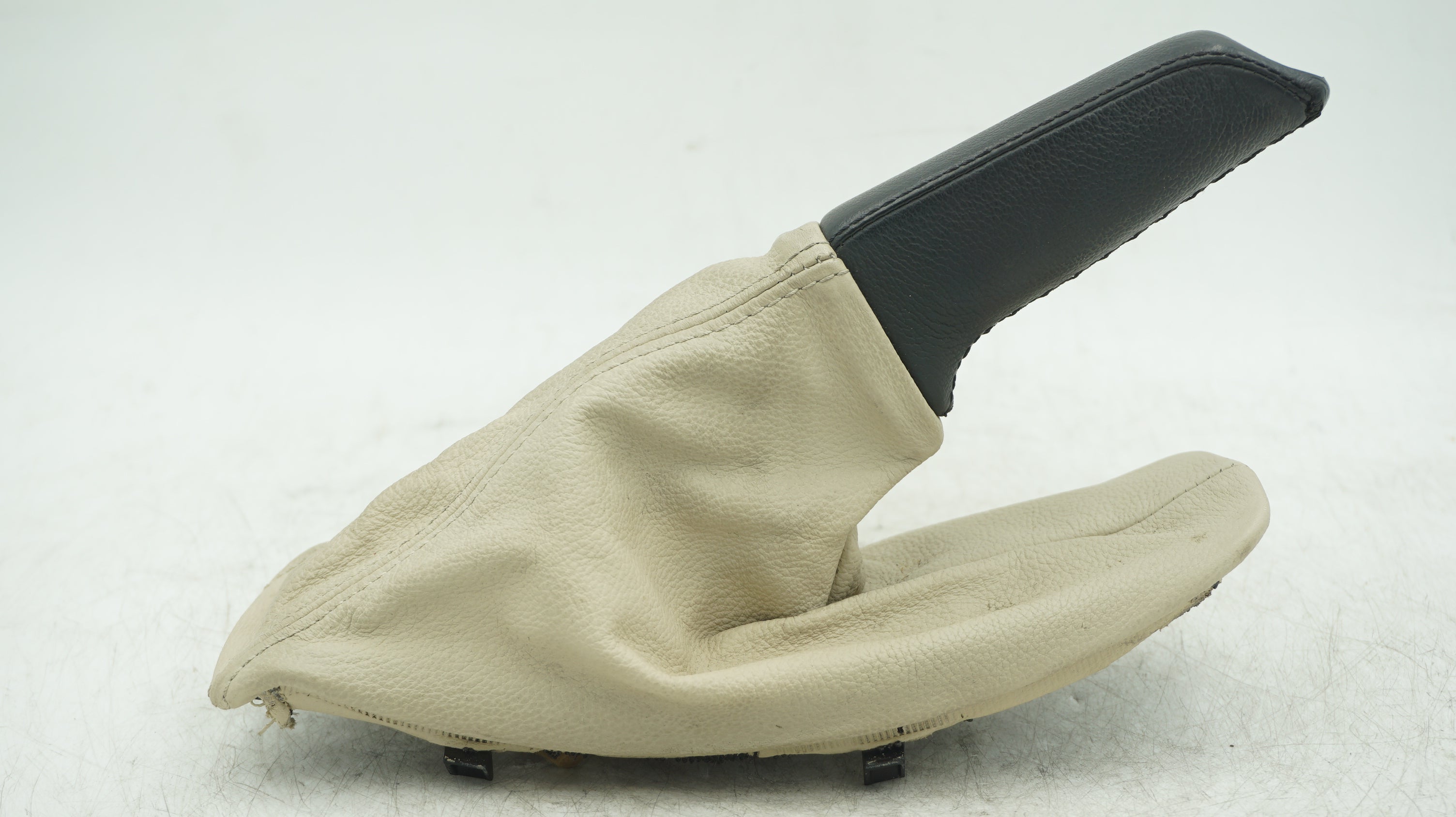 BMW 3 SERIES E90 E91 E92 E93 HANDBRAKE LEATHER COVER – LRI Autoparts