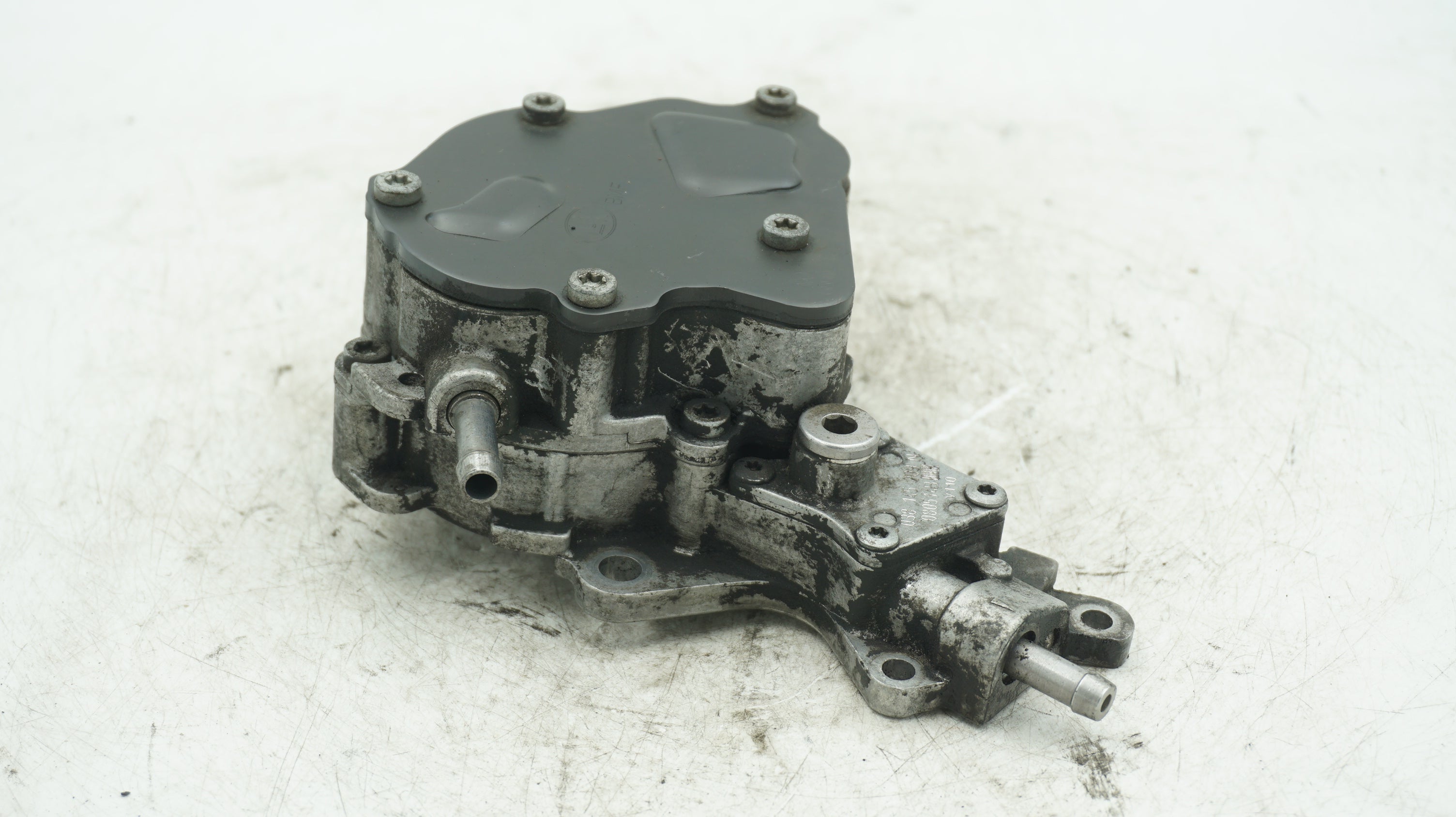VW AUDI FUEL VACCUM PUMP 038145209 – LRI Autoparts